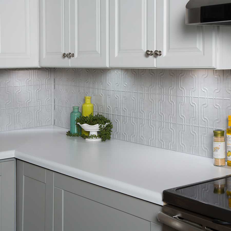 Fasade Backsplash in Chain - ACP Professional